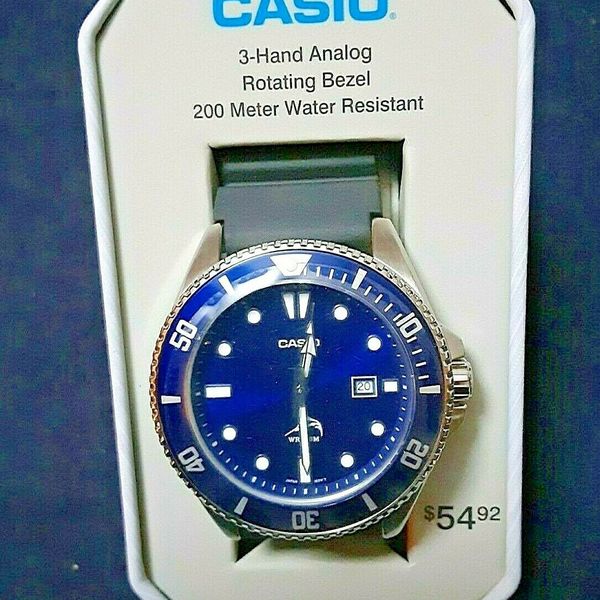 Men's Casio Sports Watch-200 Meter Water Resistant & Rotating Bezel ...