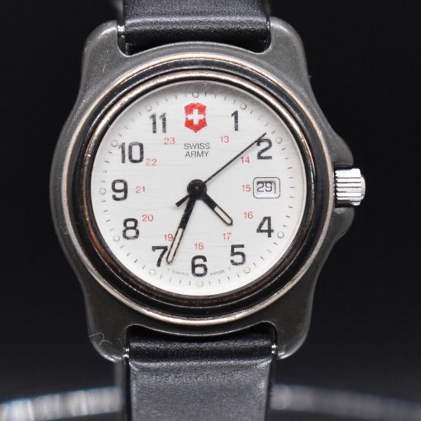 Vtg SWISS ARMY Victorinox Women's Watch Military Field Black 34mm NEW ...