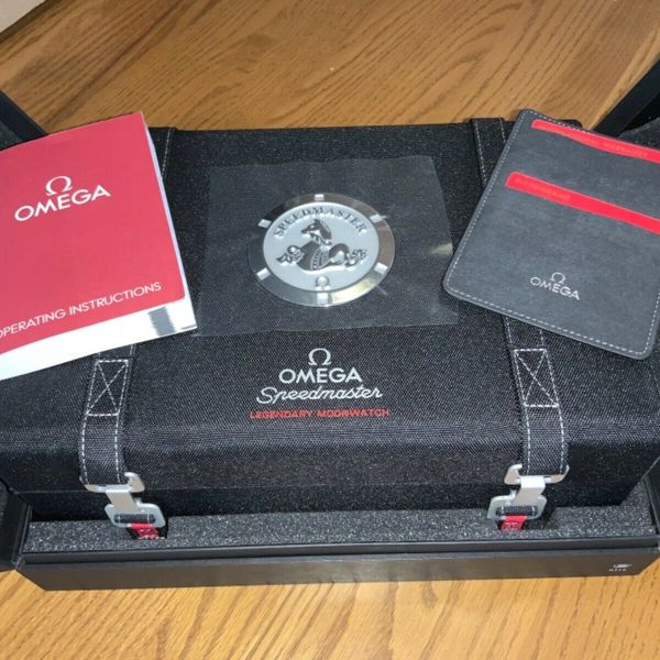 Omega Speedmaster Moon Watch with original packaging - gorgeous ...