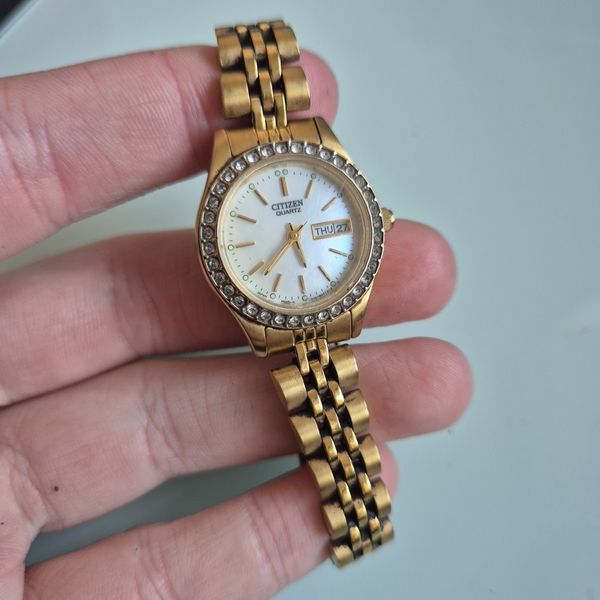 CITIZEN WOMENS WATCH GOLD STAINLESS STEEL DATE CRYSTALS GENUINE ...