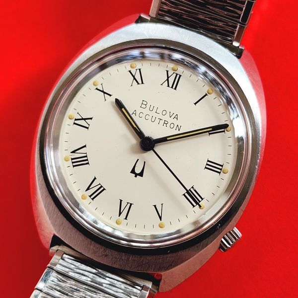 Bulova Accutron 1976 Rare White Roman Numeral Dial Watch Cal 218 ...