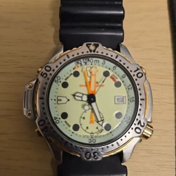Citizen Promaster Aqualand Diver 5812-F80014 200M Analog Quartz Watch ...