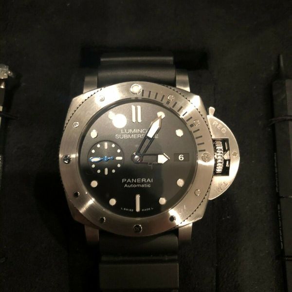 Mint and Complete Panerai Luminor Submersible 1950 - 3 Days - PAM 682 ...