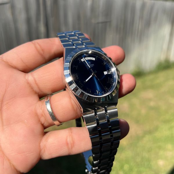 [WTS] Tudor Royal 41mm Ref 28600 Sun-ray Blue 2024 Full Kit $1800 ...