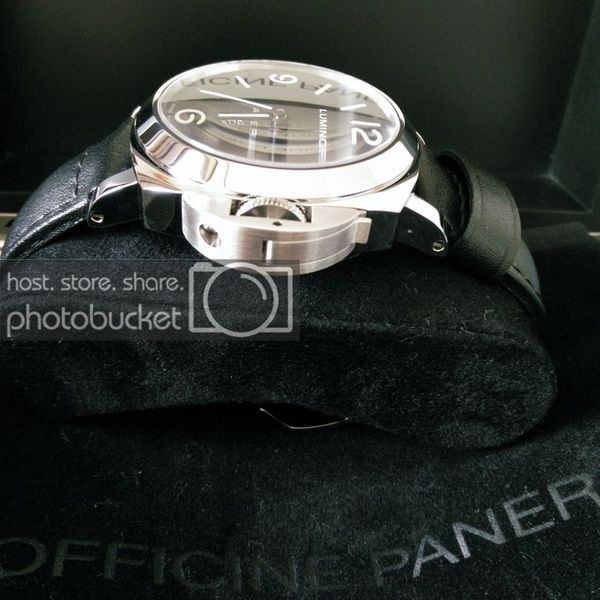 Panerai PAM 000 LNIB - R Series | WatchCharts