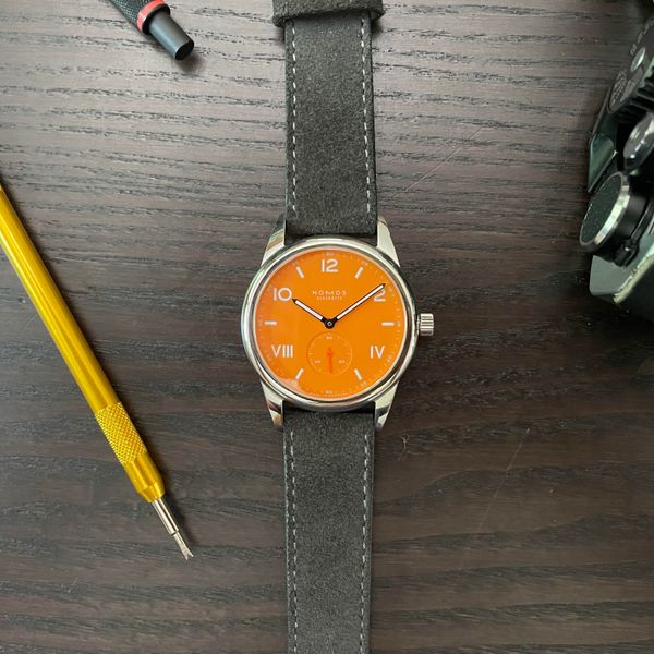 [WTS] Nomos Club Campus 38 in Future Orange, $1400 ORBO, Full set ...