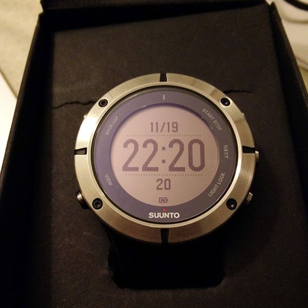 FS LNIB: Suunto Ambit2 Sapphire HR $375 | WatchCharts Marketplace