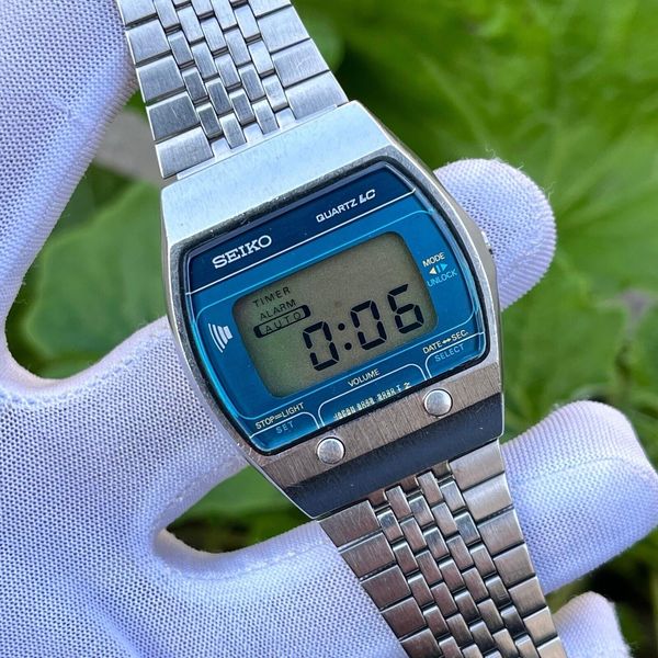 Vintage Seiko Quartz LC "James Bond Style" Digital Japan Men's Watch A029-5020 | WatchCharts ...