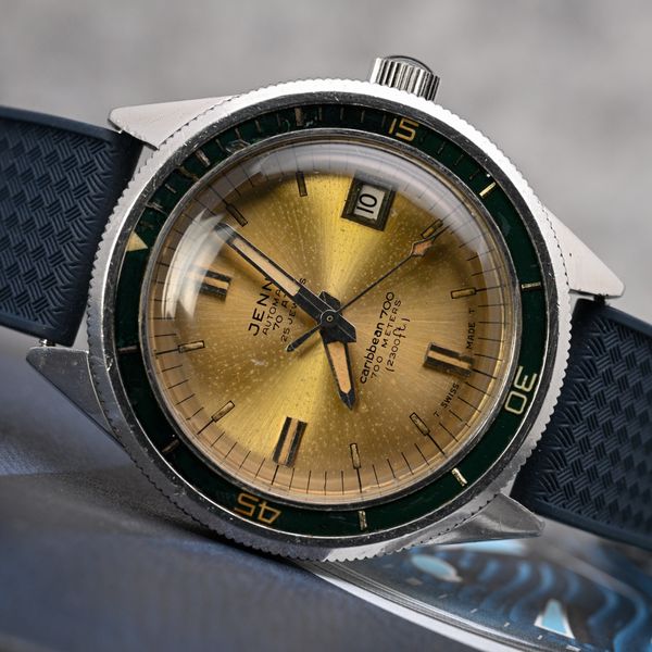 FS: Jenny Caribbean 700 Vintage Dive Watch - Green bezel, champagne ...