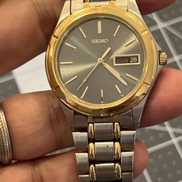 Vintage Men's Seiko 7N43-6A09 Two Tone Quartz Day Date Watch New Battery | WatchCharts Marketplace