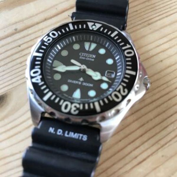Citizen Eco-Drive Divers Watch 300M Vintage E168-SO16525 Genuine ...