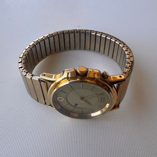 Vintage Timex Alarm Gold Tone Men's Quartz Watch 33mm Case, Running ...