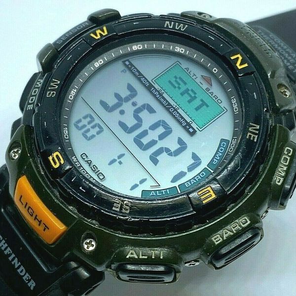 Casio Pathfinder PAG-40 Men 100m Chrono Alti-Baro Compass Watch Hour ...