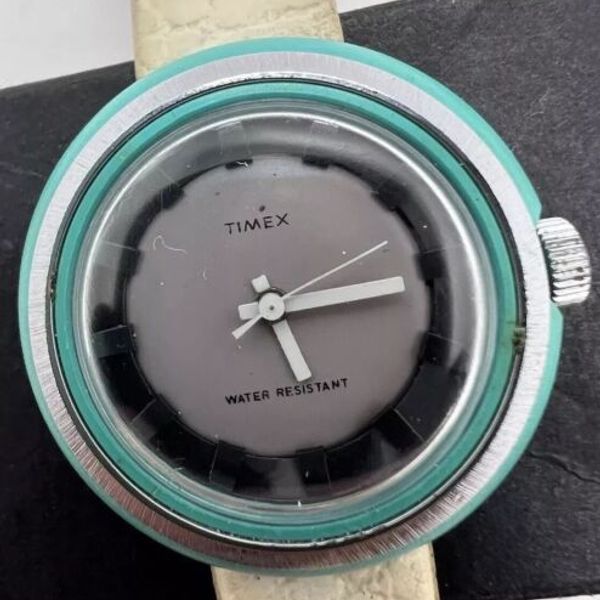 VERY RARE MEN'S 1973 TIMEX MEN'S FUN-TIMERS UFO WATCH 36MM TEAL & GRAY ...