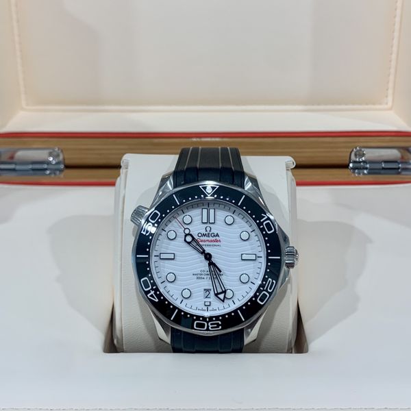 Omega Seamaster White Dial | WatchCharts