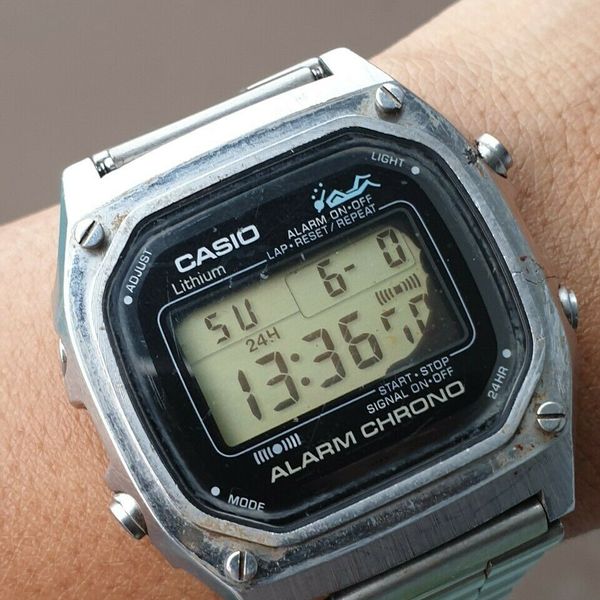 Vintage Casio DW-1000 First G-Shock Screw Back Diver Mod 280 Japan ...