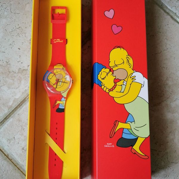 Swatch Unisex The Simpsons Collection Sweet Embrace 3-Hand Analog Watch ...