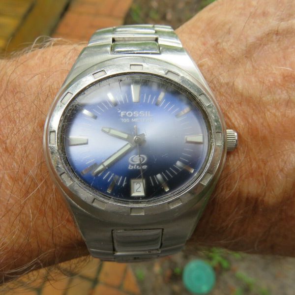 Men's Fossil BLUE Date Watch - Model AM-3702 | WatchCharts Marketplace