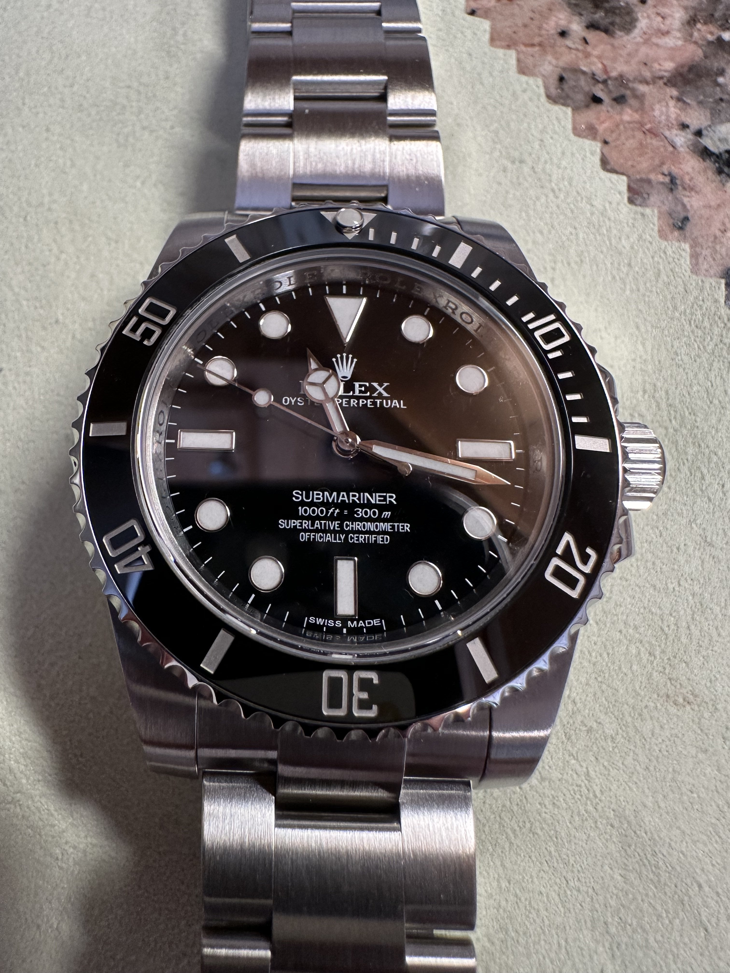 Rolex Submariner 40mm 114060 BOX/PAPERS 2023 RSC SERVICE! | WatchCharts ...