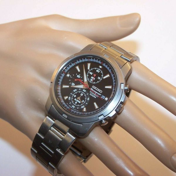 Seiko Titanium Chronograph 7T62-0Bf0 100M Men's Watch with Titanium ...