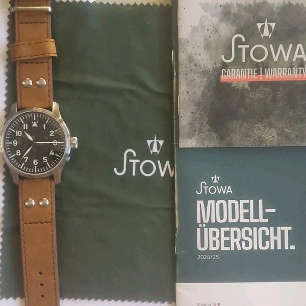 Stowa Pilot Flieger Classic 40 Manual. New, never worn. Full Set ...