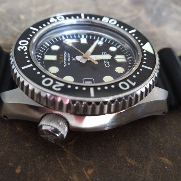[WTS] Seiko SLA021 diver; Marine Master 300 successor | WatchCharts