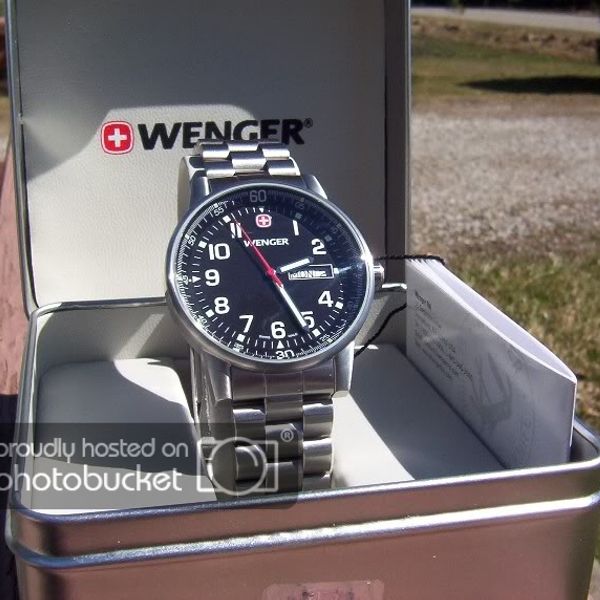 **SOLD** Wenger Commando Day/Date $85 | WatchCharts