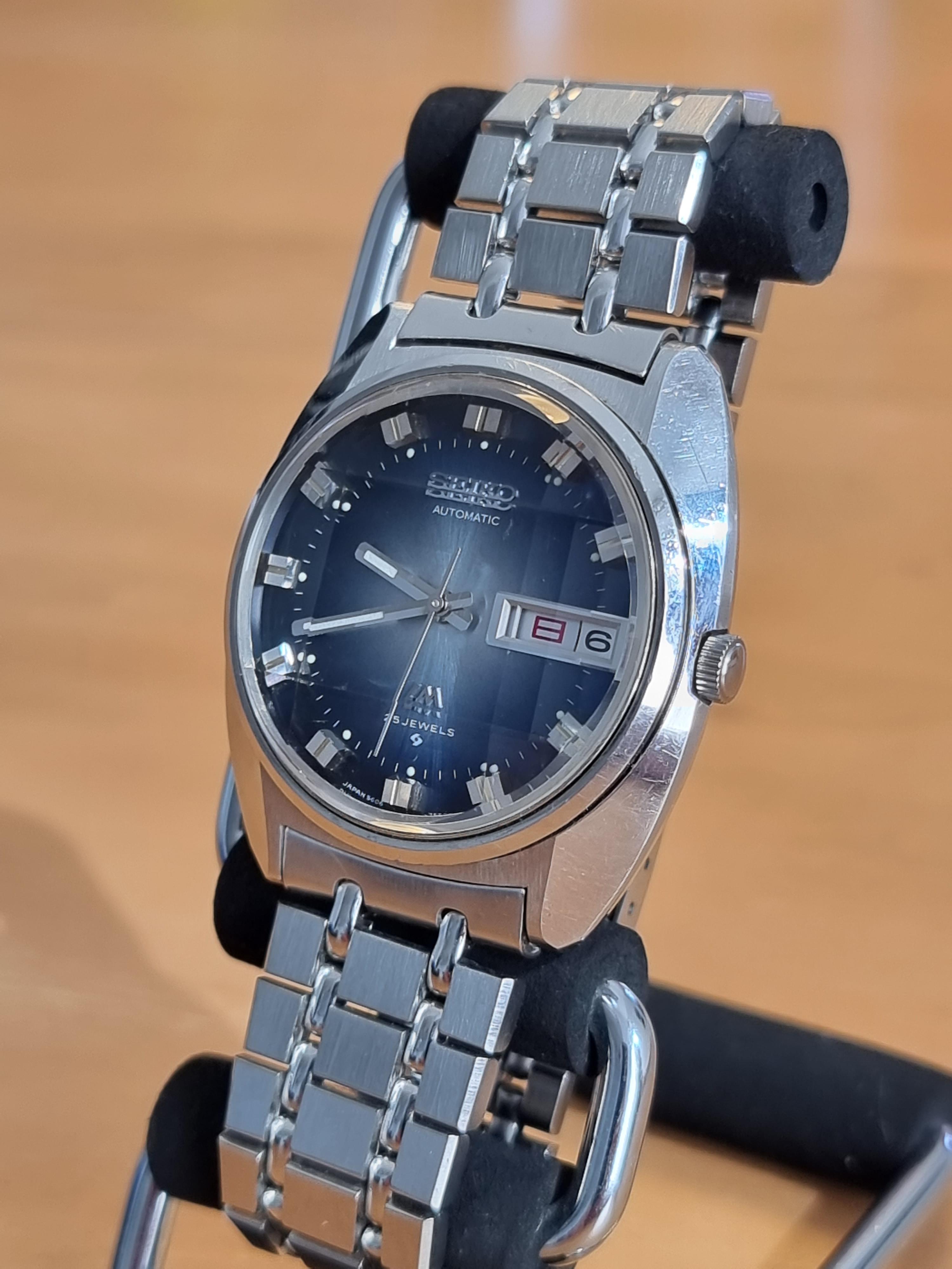 FS: Seiko Lordmatic 5606-7231 Blue sunburst dial - faceted crystal - EU ...