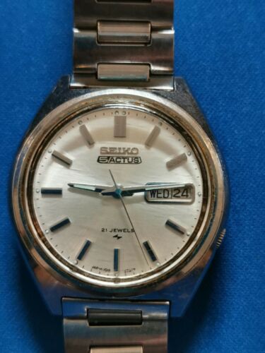 Seiko Vintage 5 Actus 21 Jewel Automatic Mens Watch 7019-8010. **1976** | WatchCharts