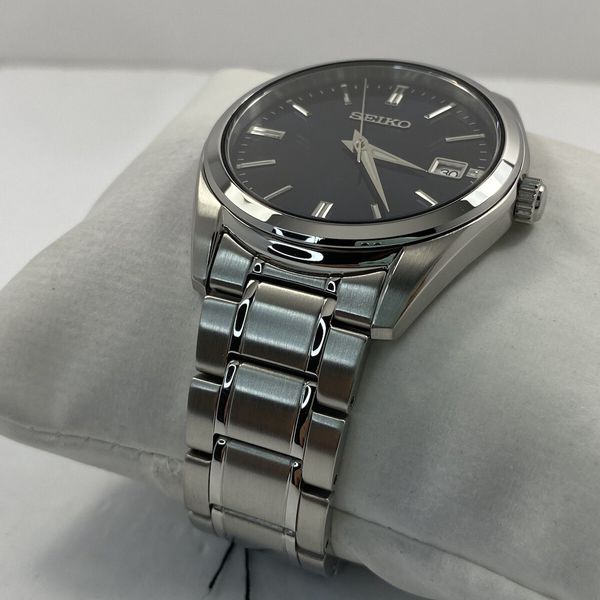 Seiko Essentials Quartz Blue Dial Stainless Steel Men's Watch SUR309 ...