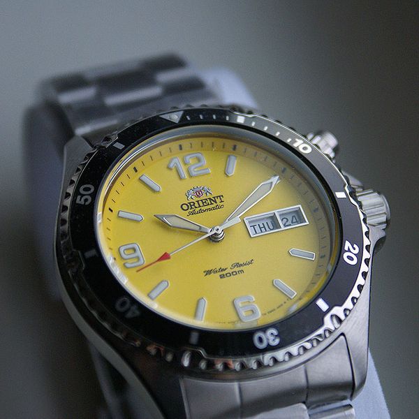 FS: Rare 10th Anniversary Orient Mako BNIB - Limited Edition Yellow Re ...