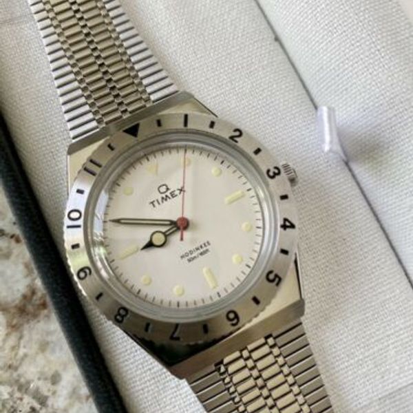 Q Timex X Hodinkee Limited Edition Quartz Watch - Tried On Once / US ...