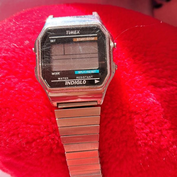 Timex indiglo watch men. water resistant. bit of a project ...