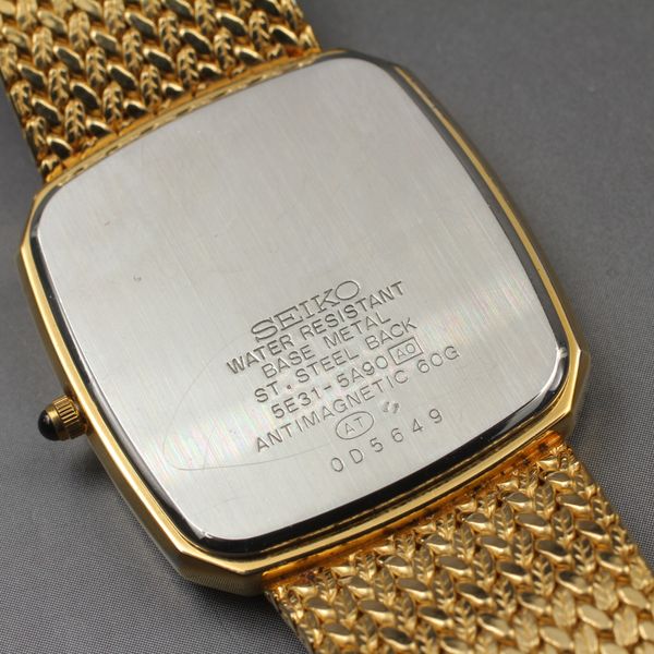 [Exc+5] Vintage Seiko Dolce 5E31-5A90 28mm Daimond Gold Quartz Men`s Watch JAPAN | WatchCharts ...