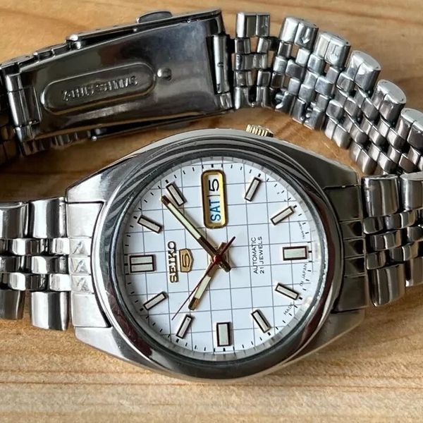 Seiko 5 White Dial 7s26-02c0 Automatic 21 Jewels 37mm Menâ s Watch, Perfect | WatchCharts ...