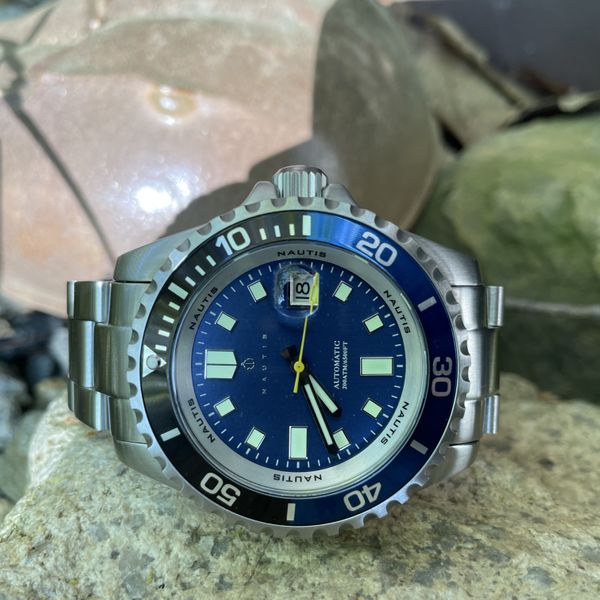 [$125 USD] Limited edition 2000m dive watch | WatchCharts