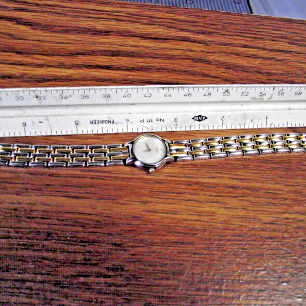 Small SEIKO Silver Plated Water Resistant Watch - Looks Good, But Needs ...