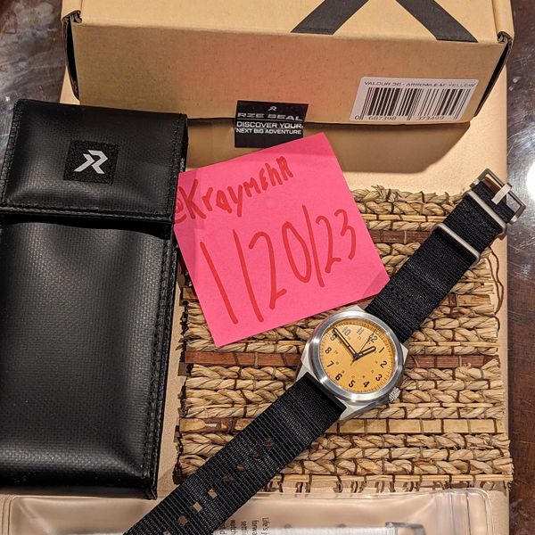 [WTS/WTT] RZE Valour 38 - Titanium Field Watch - NEW Yellow | WatchCharts