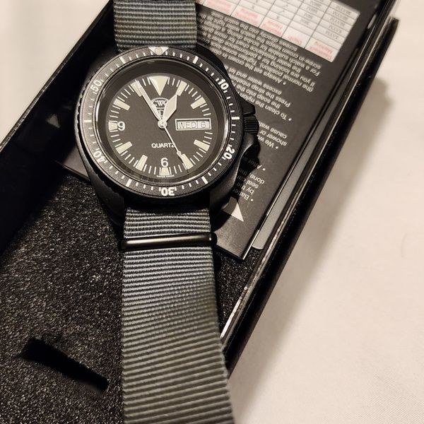 [$600 USD] CWC SBS Diver QS120-DD | WatchCharts Marketplace