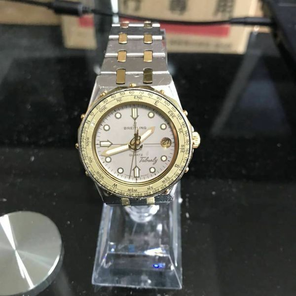 Authentic Breitling Tabarly 80770 Mens Quartz Watch - Silver dial ...