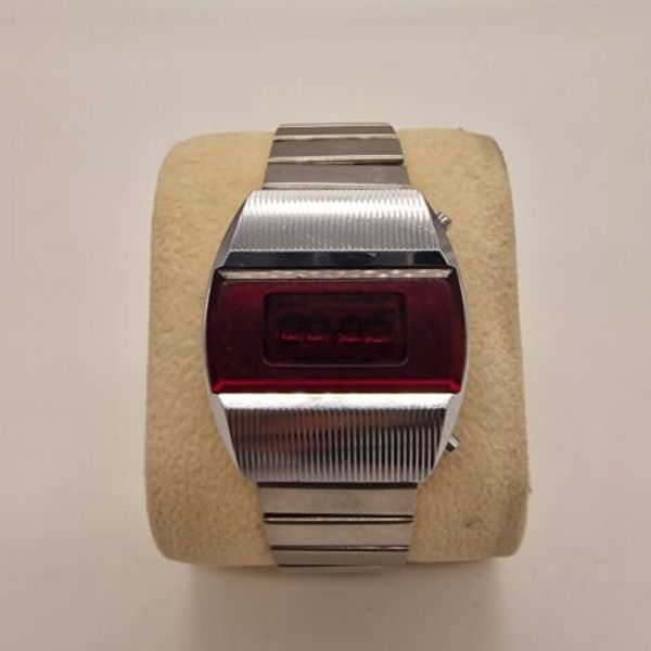 ELEKTRONIKA 1 Pulsar, Terminator First Soviet Quartz led watch USSR ...