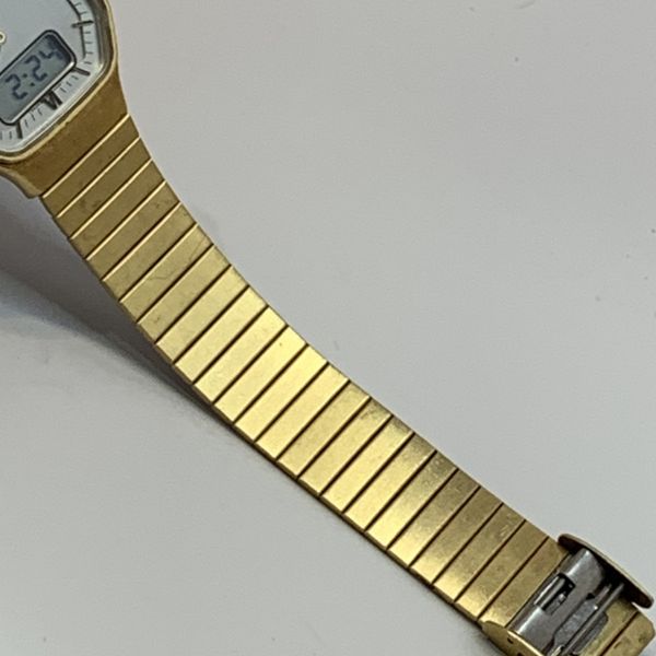 Vintage N9 Bulova Accutron Quartz Digital & Analog Men's Alarm Watch ...