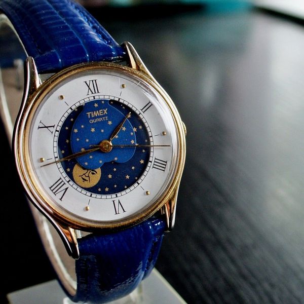 VINTAGE TIMEX M CELL ELEGANT MOON PHASE QUARTZ MEN'S GOLDEN LEATHER ...