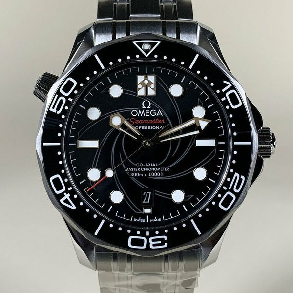 *Very Rare* NEW Omega Seamaster Diver 300M James Bond Ltd Ed Watch in ...