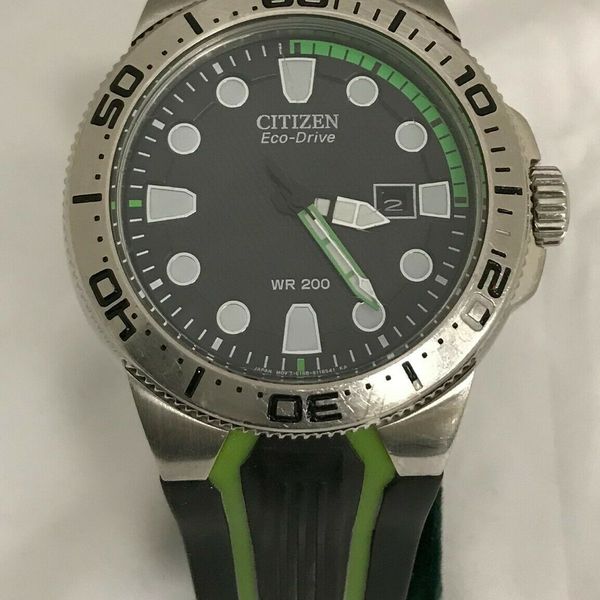 Mens Citizen Eco-Drive WR200 Wrist Watch Black Green Rubber Band E168 ...