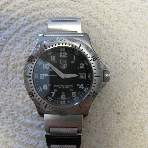 FSOT:Luminox Navy Seal Ultimate 8000 Series Diver | WatchCharts Marketplace