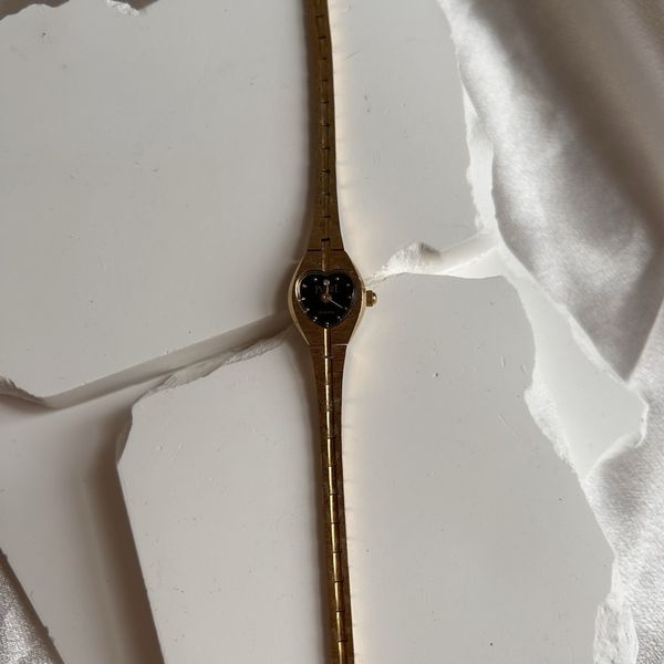 Rare Swiss Piaget Gold Diamond Heart Watch, Working | WatchCharts ...