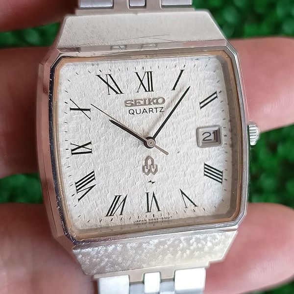 NICE VINTAGE SEIKO QUARTZ 0842-5010 RARE TEXTURED DIAL JAPAN MADE GENT ...