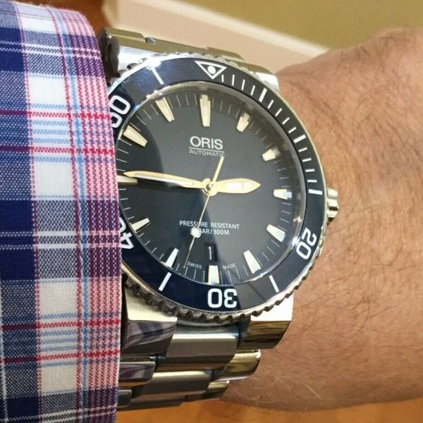 Oris Aquis Date blue dial, ceramic bezel, box & papers--NICE ...