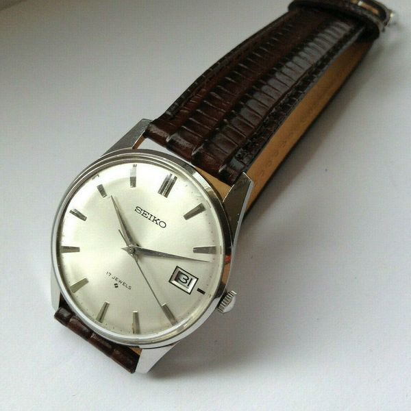 Seiko 6602-1990 Manual Wind Mechanical Watch 1973 17 Jewels | WatchCharts